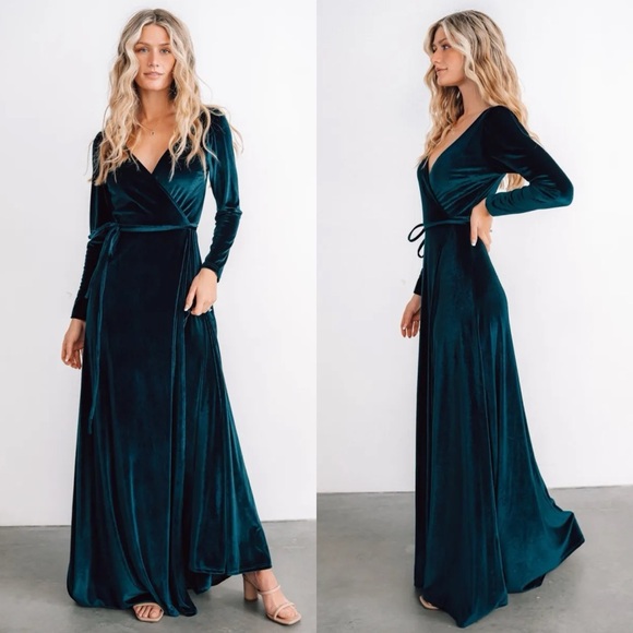 Baltic Born | Dresses | Nwt Baltic Born Esmeralda Long Sleeve Velvet ...